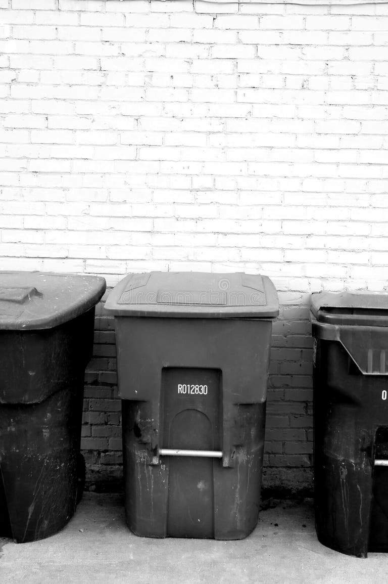 11,406 Garbage Cans Stock Photos - Free & Royalty-Free Stock Photos ...