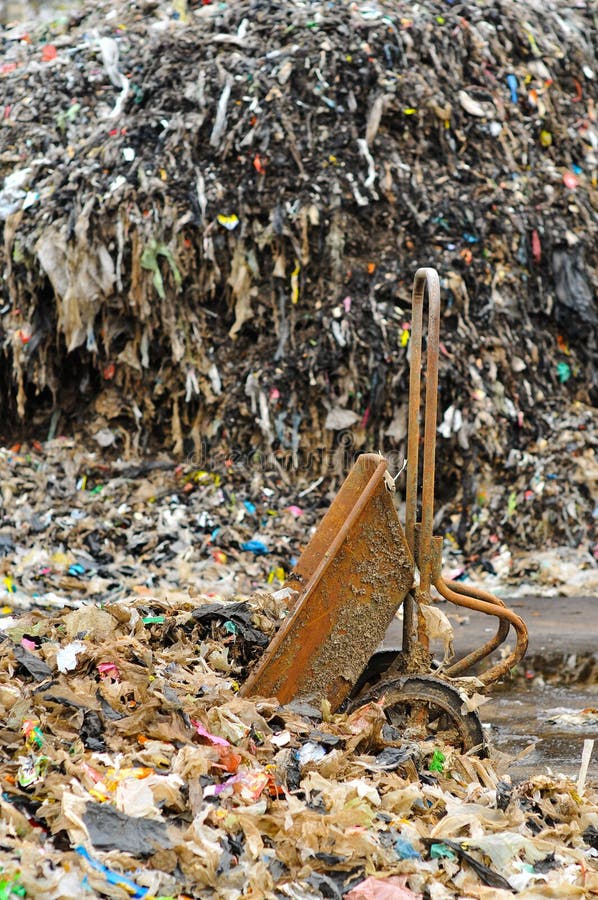 Garbage Cart Picture. Image: 21188675