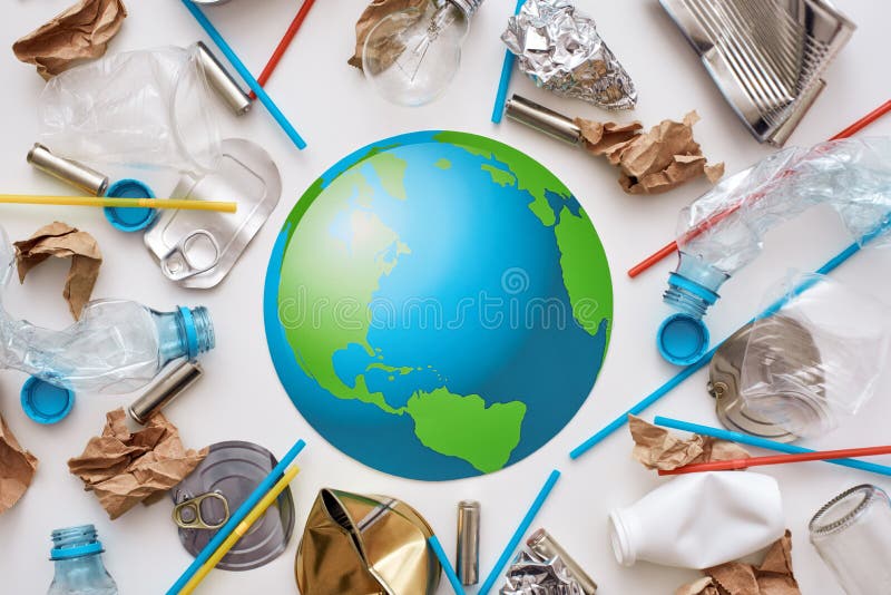 Garbage Circle. Different Types of Garbage Around the Recycling Symbol ...