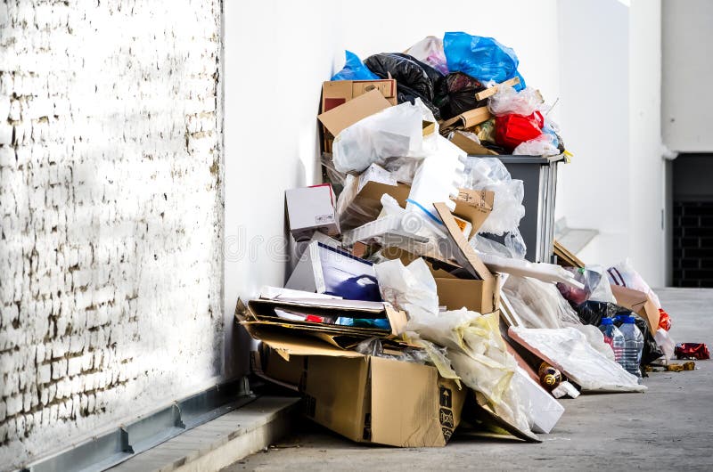 Garbage in the City Overflow Garbage Can Stock Image - Image of foul ...