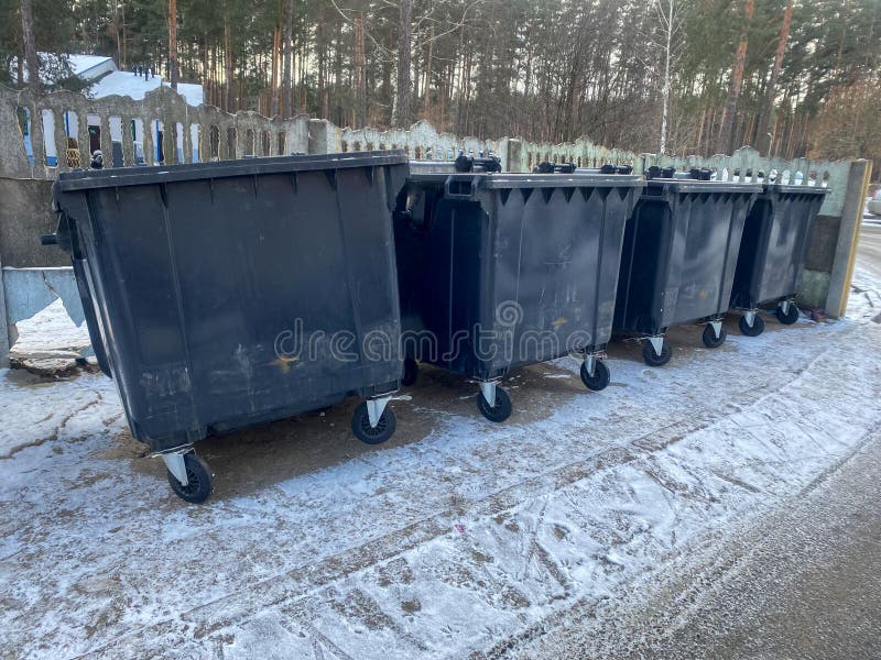 Garbage Containers Public Use Dump Trash Can Stock Photos - Free ...