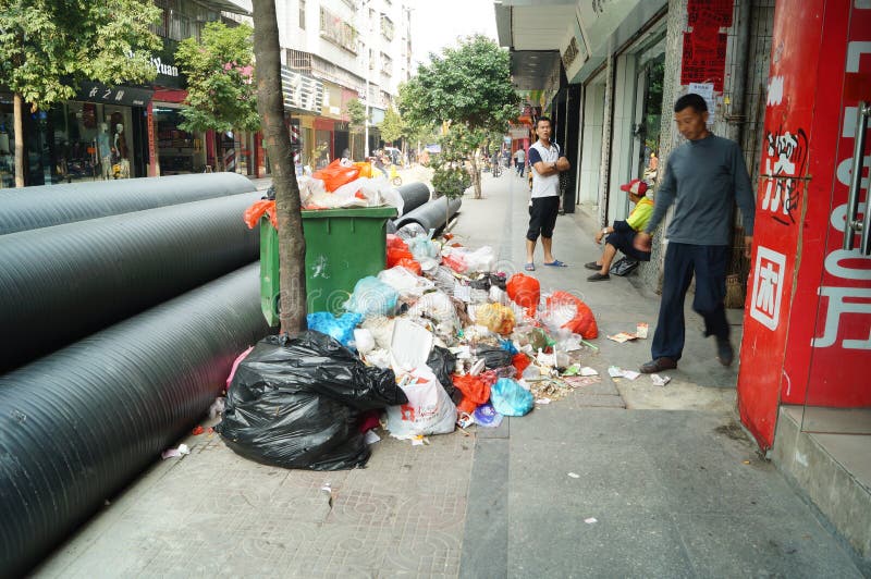 Garbage everywhere editorial image. Image of building - 47063555