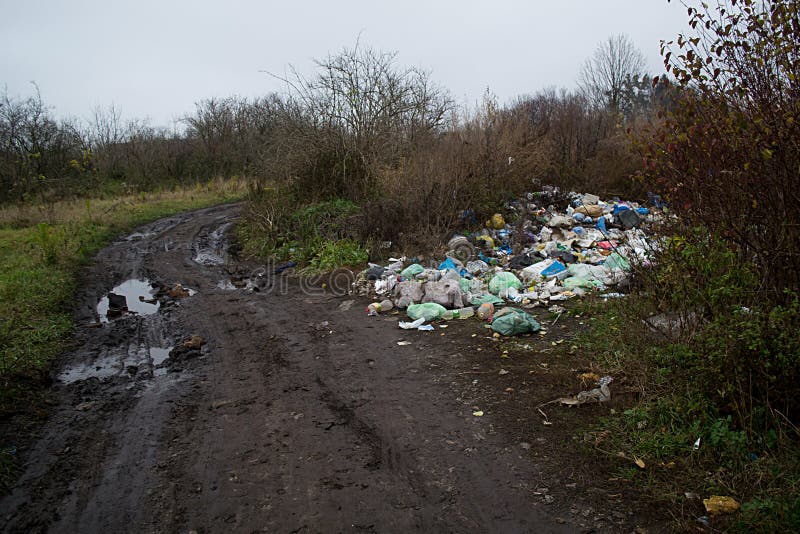 Garbage editorial photo. Image of damage, beggary, methane - 103483646