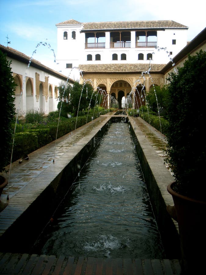 Garden of Alhambra stock image. Image of architecture, outdoor - 331039