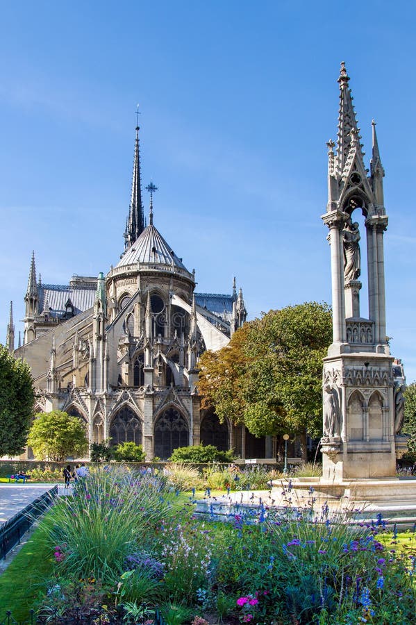 Notre Dame De Paris From The Back Stock Image - Image of historic, park ...