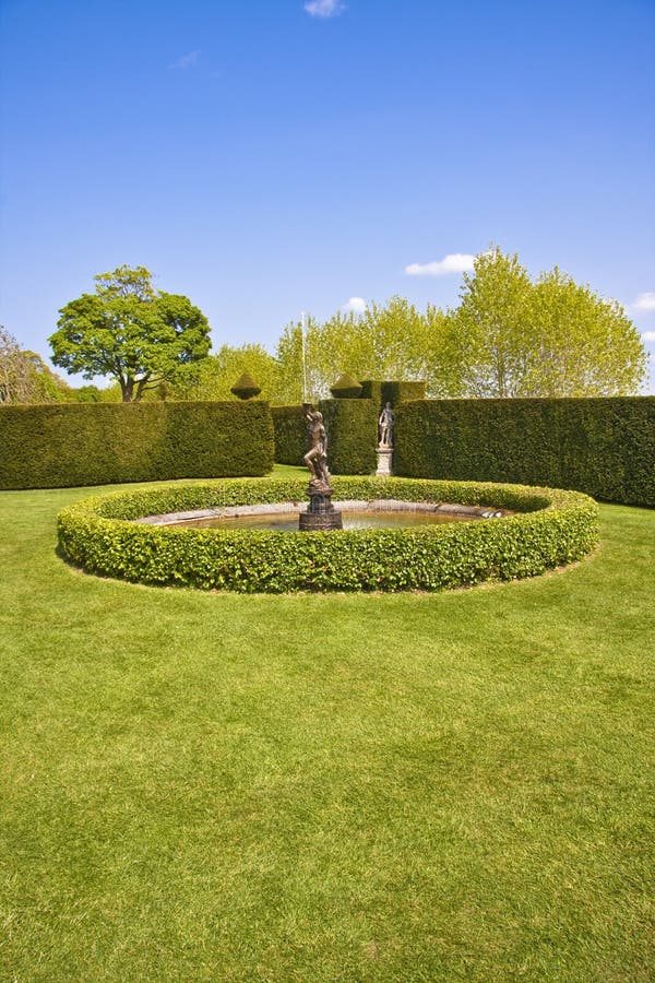 Knot garden stock photo. Image of topiary, maze, english - 3073278