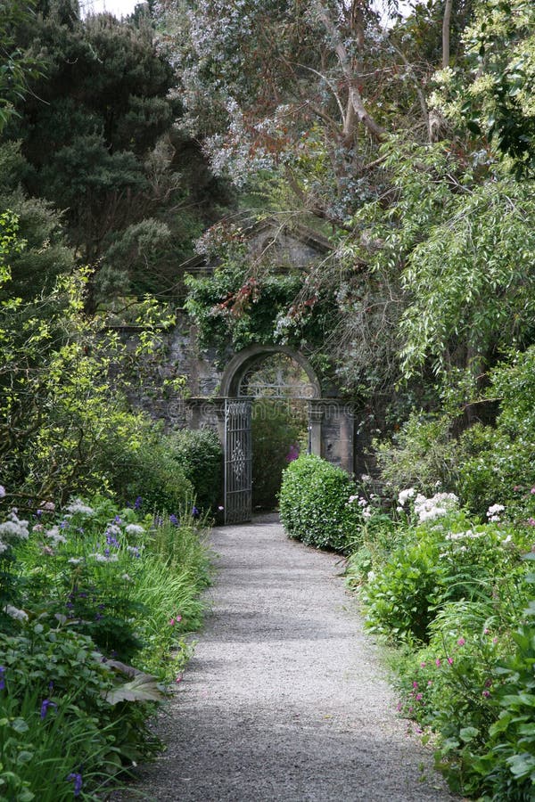 The garden gate stock image. Image of garden, stone, walkway - 14604473