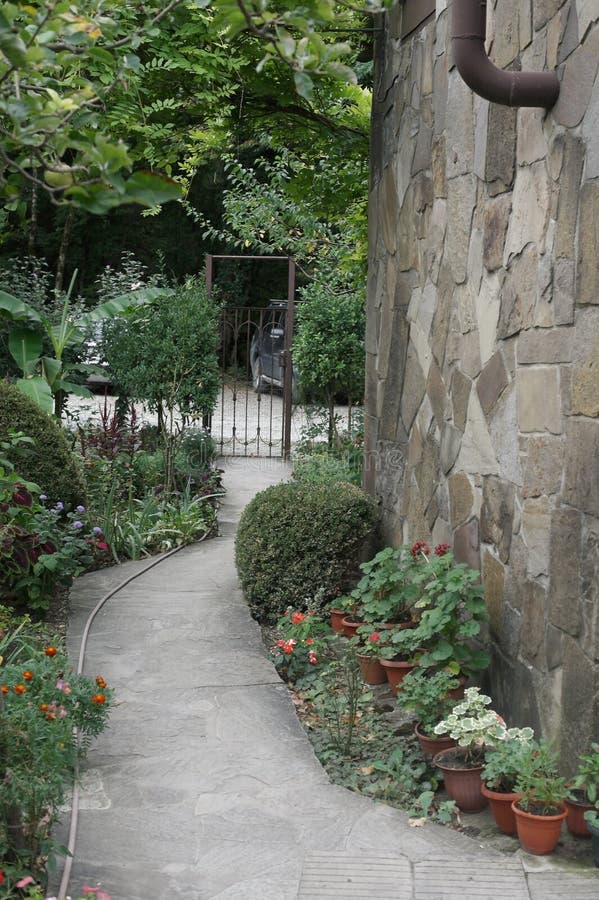 Garden path stock photo. Image of house, gardening, lawn - 89329550