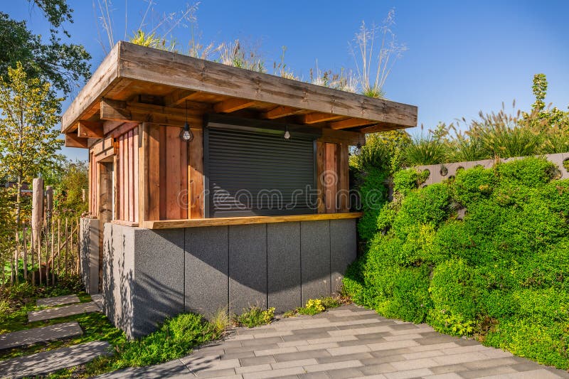Garden Shed with Green Roofing and Vertical Garden, Green Roofing ...