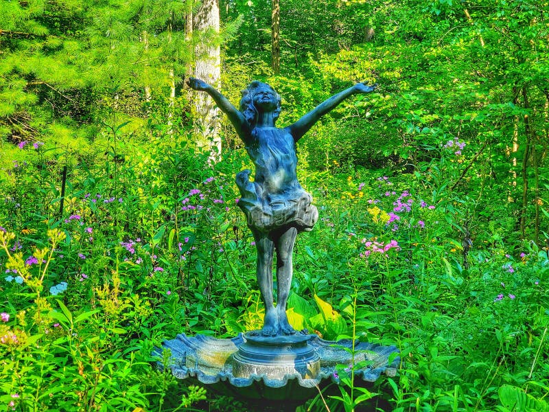 Garden Statue Child Delighted Stock Photo - Image of forest, child ...