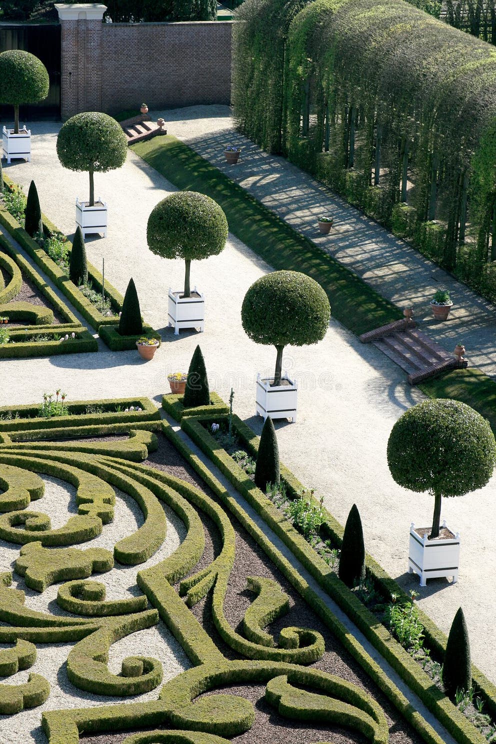 233 Garden Loo Palace Stock Photos - Free & Royalty-Free Stock Photos ...