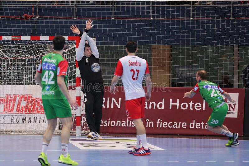 Gardien de but de handball photographie éditorial. Image du bucarest ...