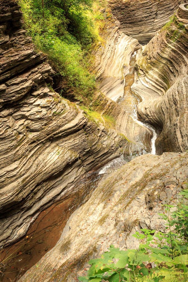 Garganta Profunda - Lecho De Un Río Seco Zeelim En El Desierto De Judea ...