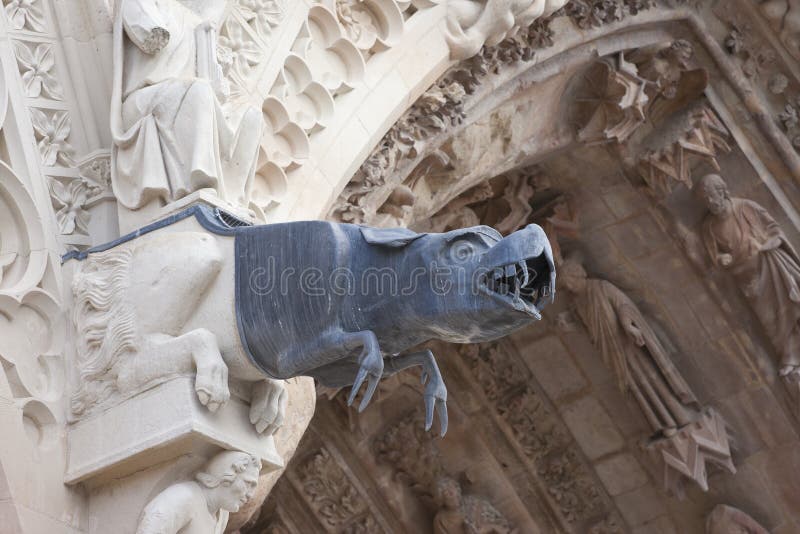 Gargoyle on a Side Wall of the Notre-Dame Cathedral Stock Photo - Image ...
