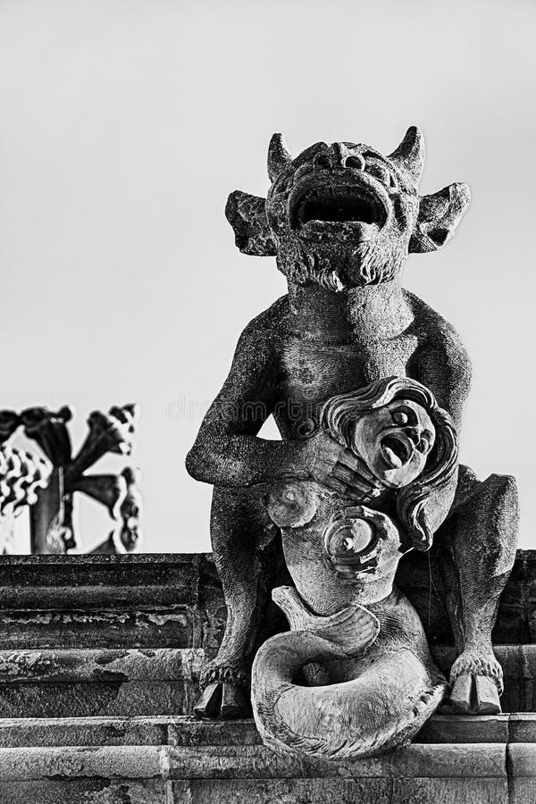 Gargulec Na Ulm Munster Kościół Zdjęcie Stock - Obraz złożonej z ...