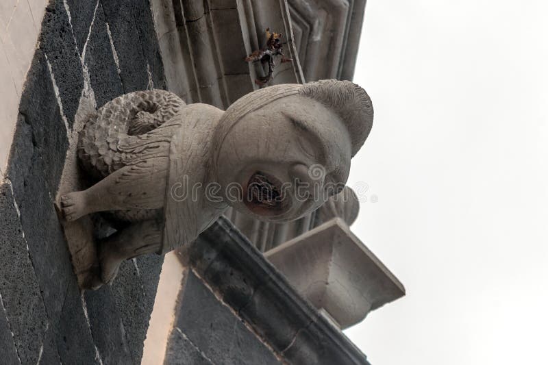 Gargulec Na Ulm Munster Kościół Zdjęcie Stock - Obraz złożonej z ...