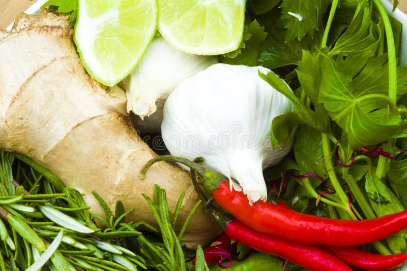Fresh garlic and ginger stock image. Image of flavour - 17545269