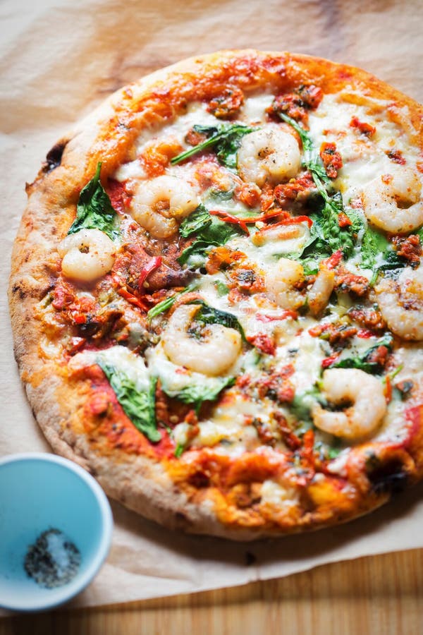 Garlic King Prawn Wood Fired Pizza with Spinach & Red Chilli Stock ...