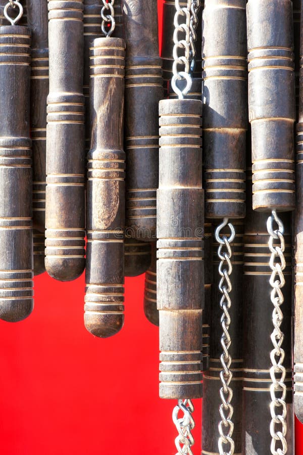 Garrote de madera imagen de archivo. Imagen de blanco - 43969375