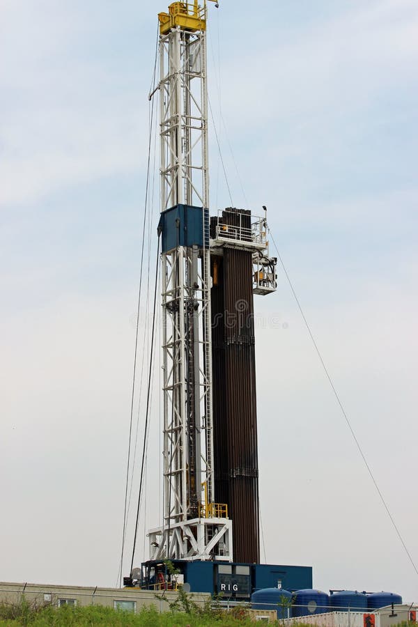 Gas drilling rig stock image. Image of setup, drilling - 56932449