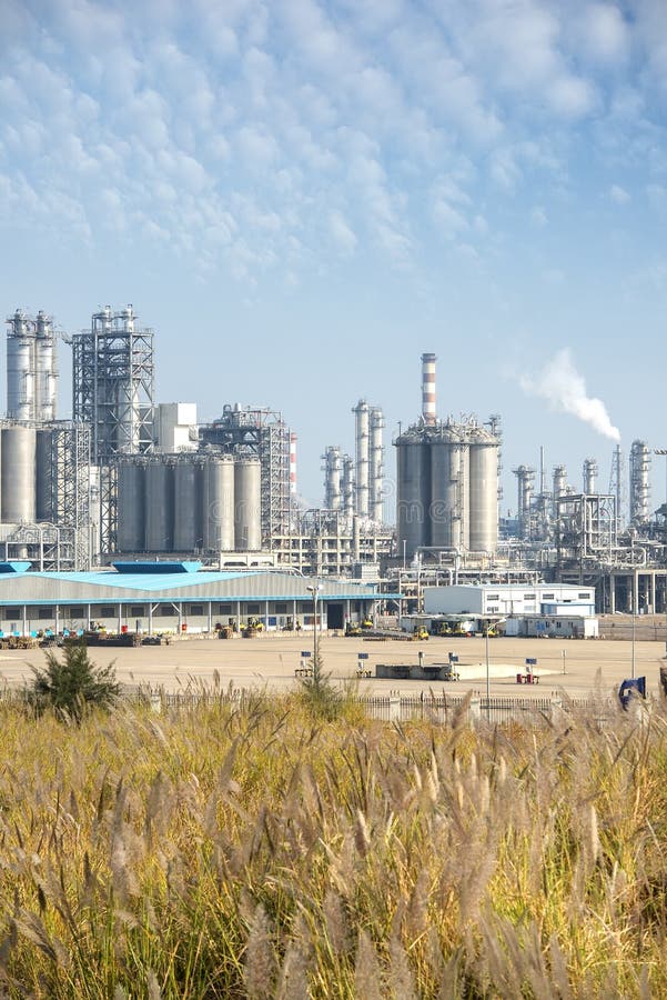 Gas processing factory stock image. Image of piping, environmental ...