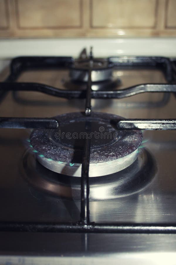 What Color Flame Should A Gas Stove Have at Owen Griver blog