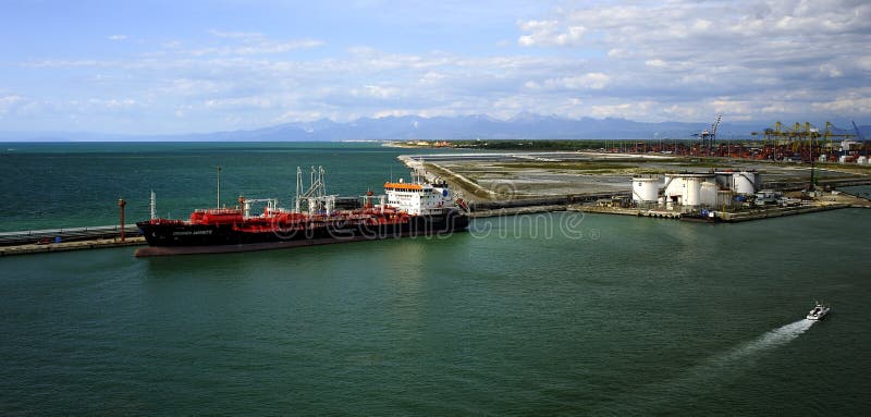 Tanker Speedboat Stock Photos - Free & Royalty-Free Stock Photos from ...