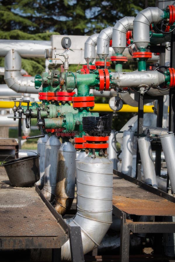 Gas valve for oil stock image. Image of industry, methane - 32464985