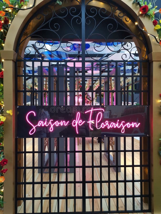 Gate editorial photo. Image of pink, gate, tranditional - 146642796