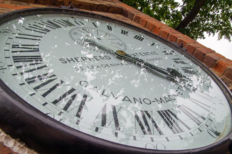 Gate Clock, Greenwich, London, England Editorial Photo - Image of ...