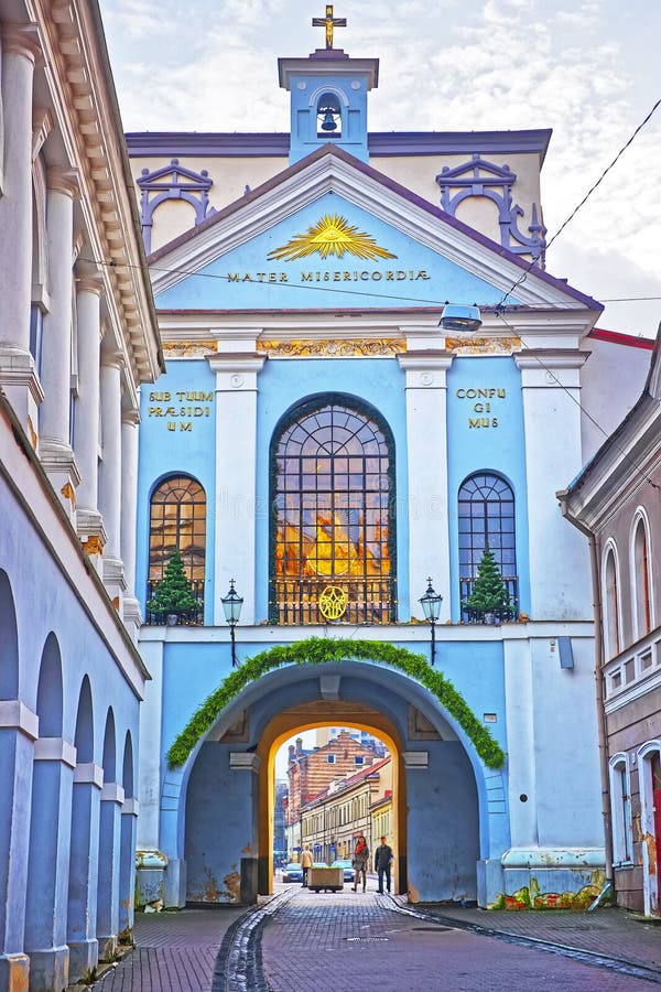 Gate of Dawn in the Old Town of Vilnius in Lithuania Editorial Stock ...