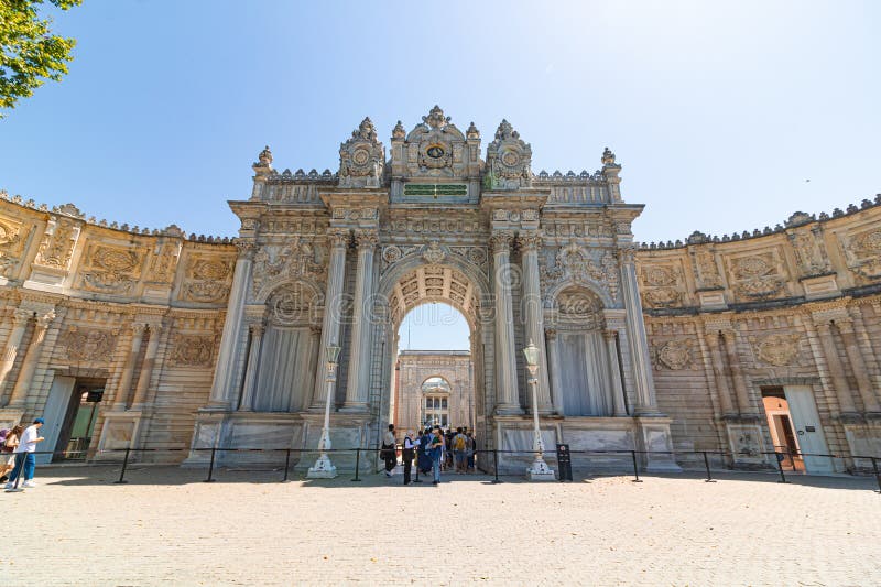 Gate of Dolmabahce Palace or Dolmabahce Sarayi Editorial Image - Image ... Gate of Dolmabahce Palace or Dolmabahce Sarayi Editorial Image - Image ...