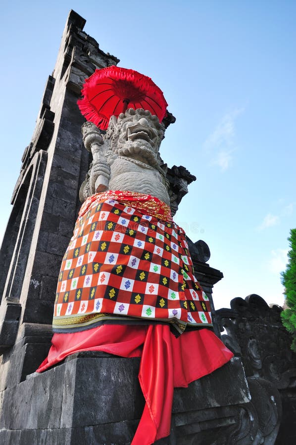 Gate Guardian Statue in Bali Stock Photo - Image of statue, beautiful ...