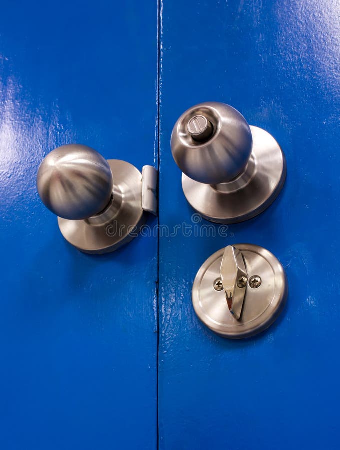 Gate Knob steel lock stock image. Image of metal, gate - 32024539