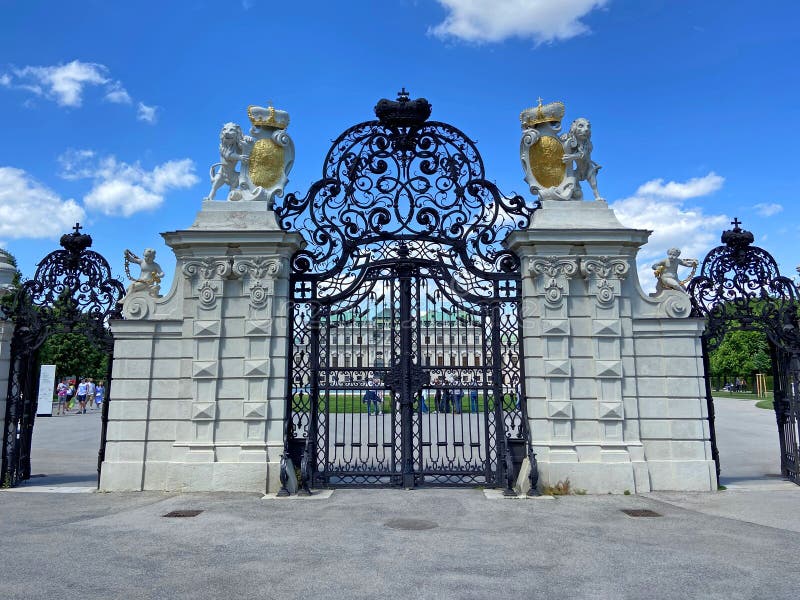 Gate with Lions Statue in Belvedere Palace, , Vienna, Austria Stock ...