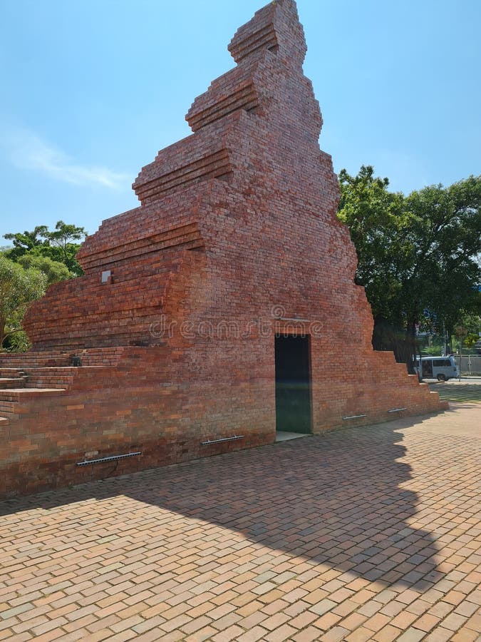 A Gate Made of Red Brick Arranged in Such a Way To Form an Amazing ...