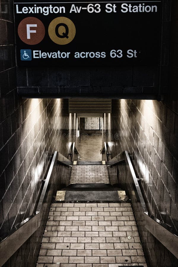 Gate of new york subway editorial image. Image of transport - 204930260