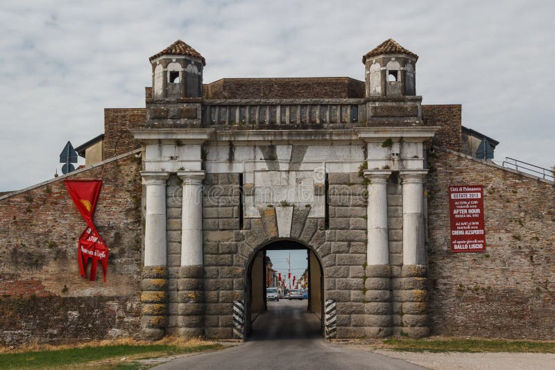 Gate of Palmanova Fortifications Editorial Photography - Image of urban ...