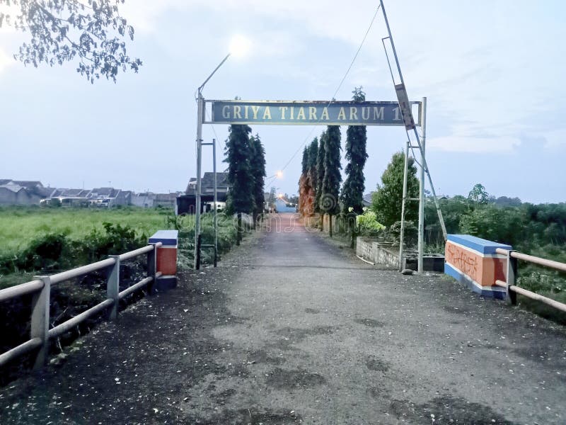 Gate road gate plant stock image. Image of lane, highway - 264901663