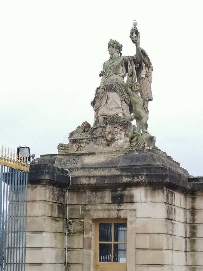 Gate of Versailles stock photo. Image of statue, paris - 163575604