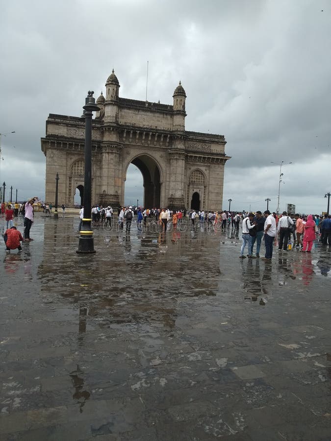 Gate Way of India during Rain Mumbai Editorial Photography - Image of ...
