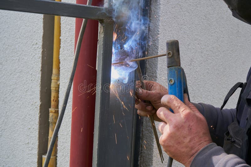 Gate Welding,work of a Welder, Installation of Gates, Weld Hinges on ...