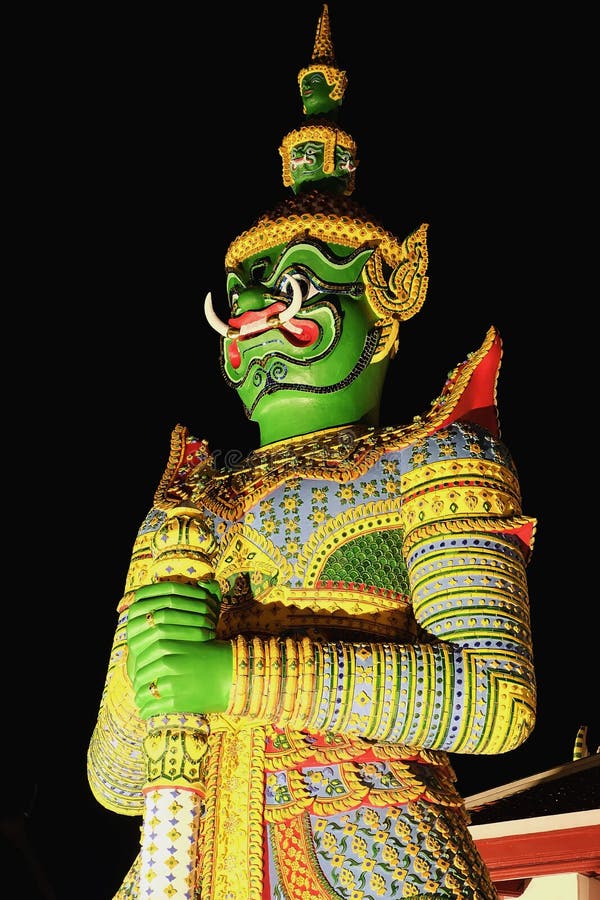 Ravana The Demon Sculpture, Angkor Stock Image - Image of famous, srei ...