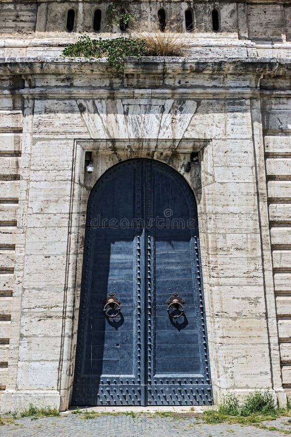 Gates at the castle stock image. Image of mediavel, large - 59833891