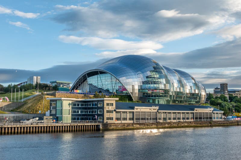 Gateshead on the Tyne River Editorial Photography - Image of tyne ...
