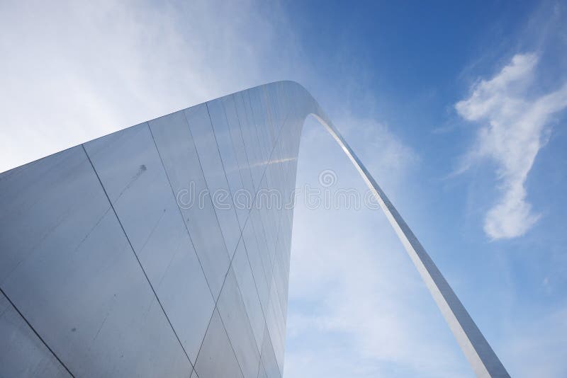 Gateway arch stock image. Image of blue, modern, missouri - 57688333