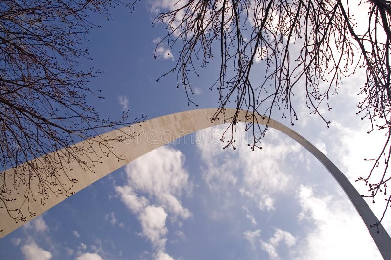 Gateway Arch St. Louis stock photo. Image of saint, cloud - 4847088