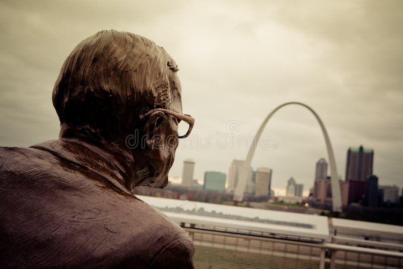 Gateway Arch in ST. Louis Night View Editorial Stock Photo - Image of ...