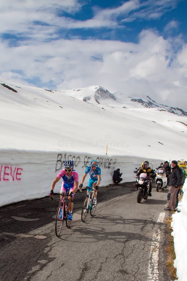 Gavia - Gilberto Simoni editorial photography. Image of liquigas - 14609877