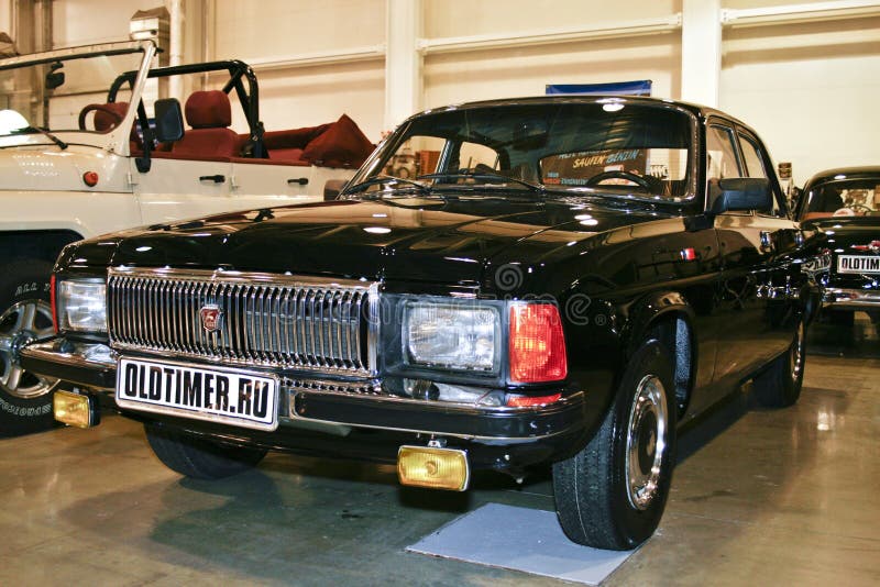 GAZ 3102 Volga foto de stock editorial. Imagem de restaurar - 19056648